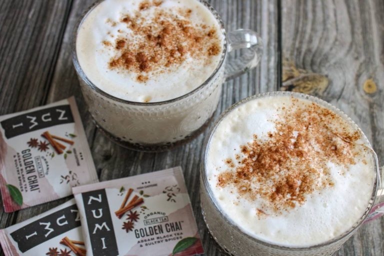 Homemade Pumpkin Spice Chai Latte (Healthier than Starbucks ...